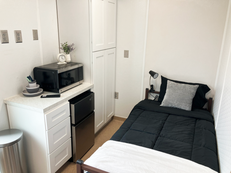 ATLANTA CONTAINERIZED HOMELESS SHELTER INTERIOR - BMarko Structures